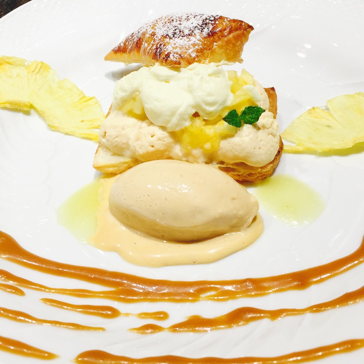 パイナップルのキャラメル風味パイ(紅茶セット)(ダマン リュミエール 阪急うめだ本店 （DAMMANN lumiere）)の口コミ一覧 ...