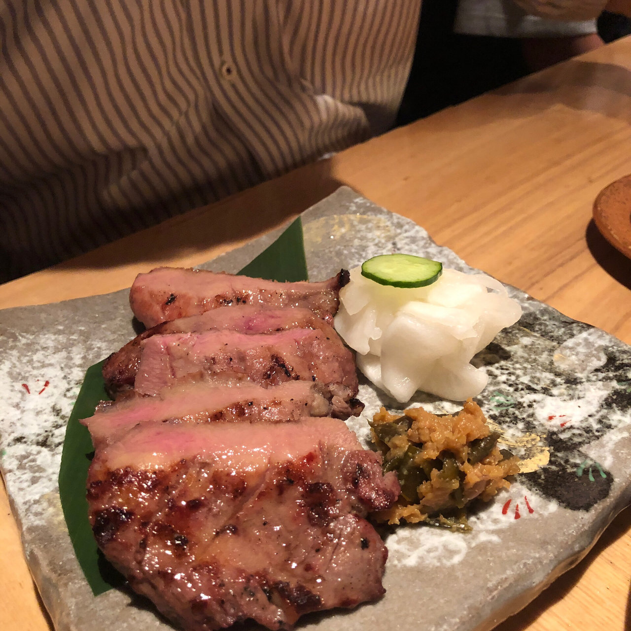 (肉割烹 牛弁慶 新橋総本店)の口コミ一覧 | おいしい！が増えるグルメアプリ「SARAH」
