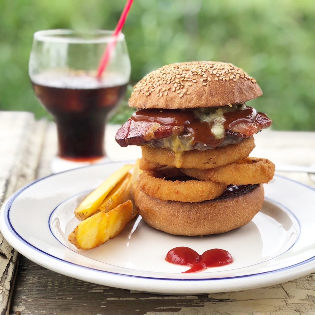 DIXIE BURGER(DAKOTA ・RUSTIC TABLE・)の口コミ一覧 | おいしい一皿が集まるグルメコミュニティサービス「SARAH」