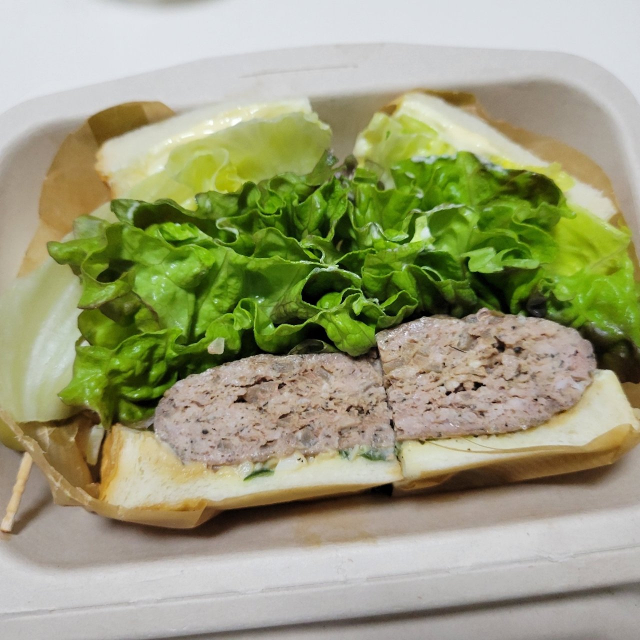 Torishige Tsukune Tare(SHIGERU KITCHEN)の口コミ一覧 | おいしい！が増えるグルメアプリ「SARAH」