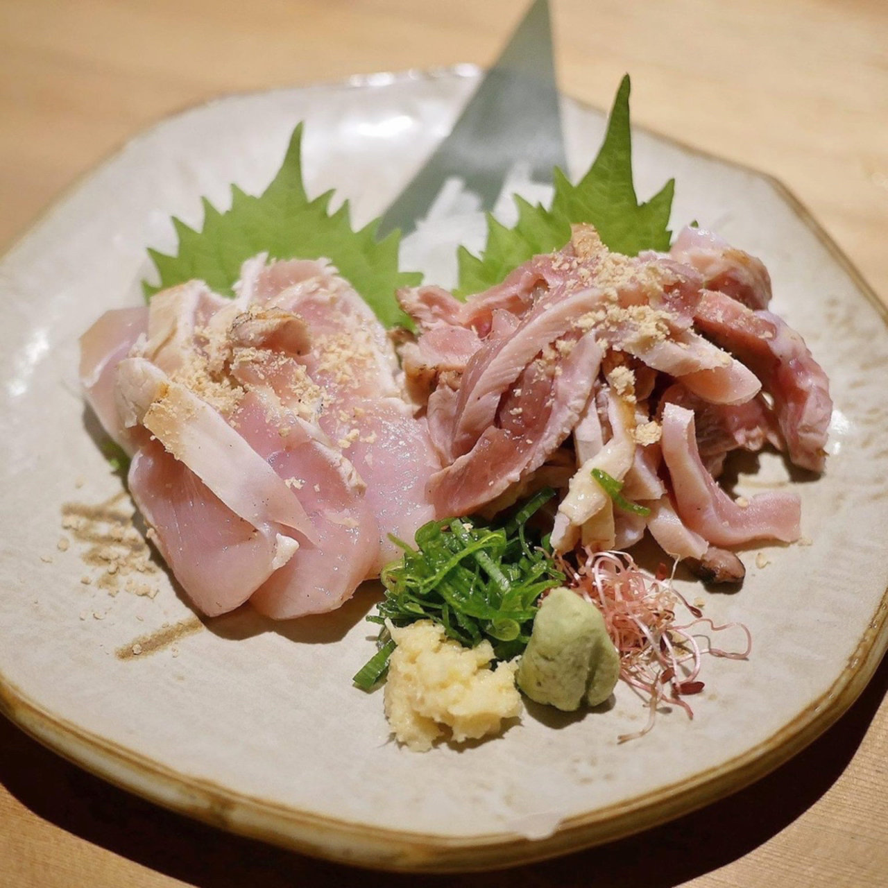 薩摩知覧鶏たたき盛り合わせ(酉たか )の口コミ一覧 | おいしい！が増えるグルメアプリ「SARAH」