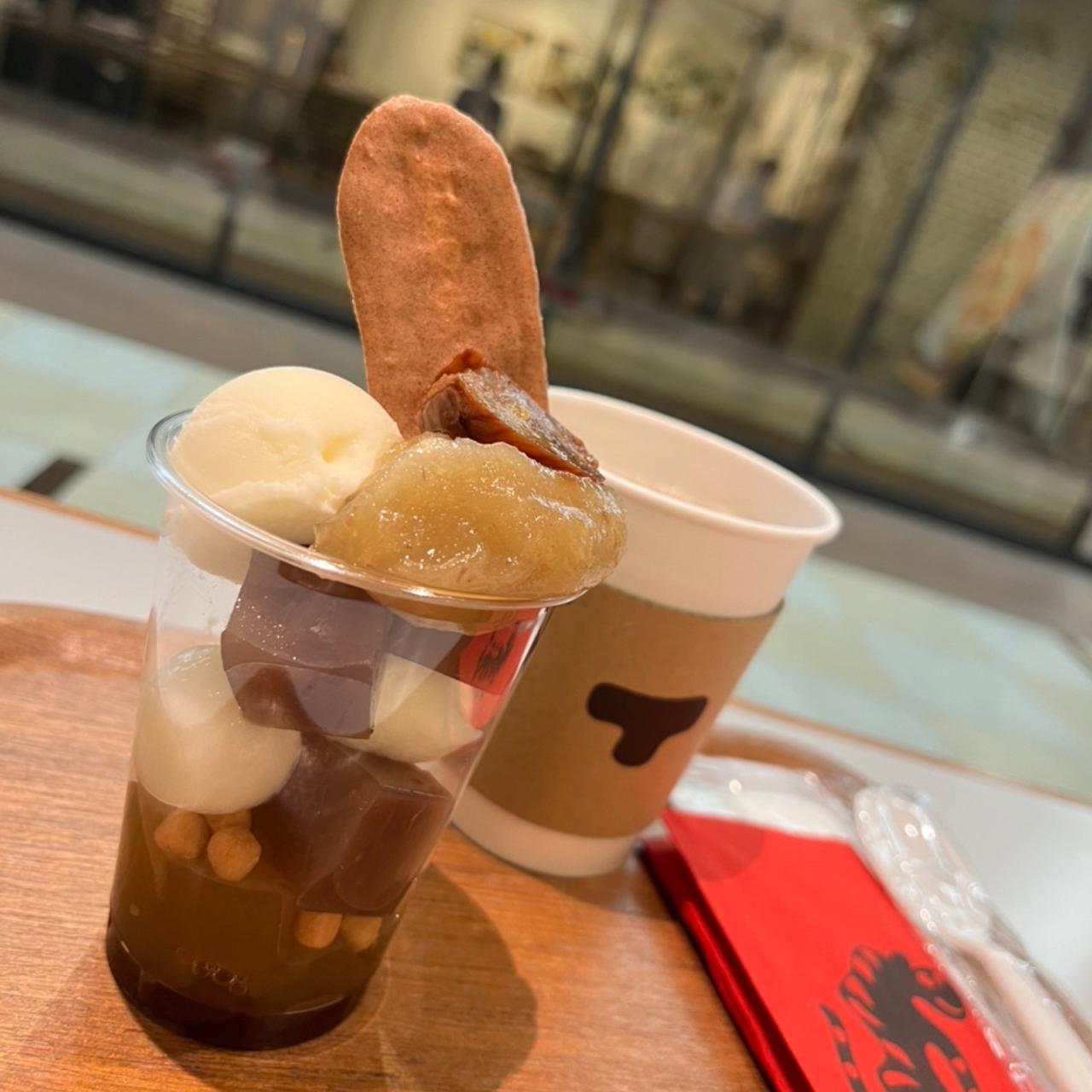 あんパフェ(TORAYA AN STAND 青山一丁目店)の口コミ一覧 | おいしい！が増えるグルメアプリ「SARAH」