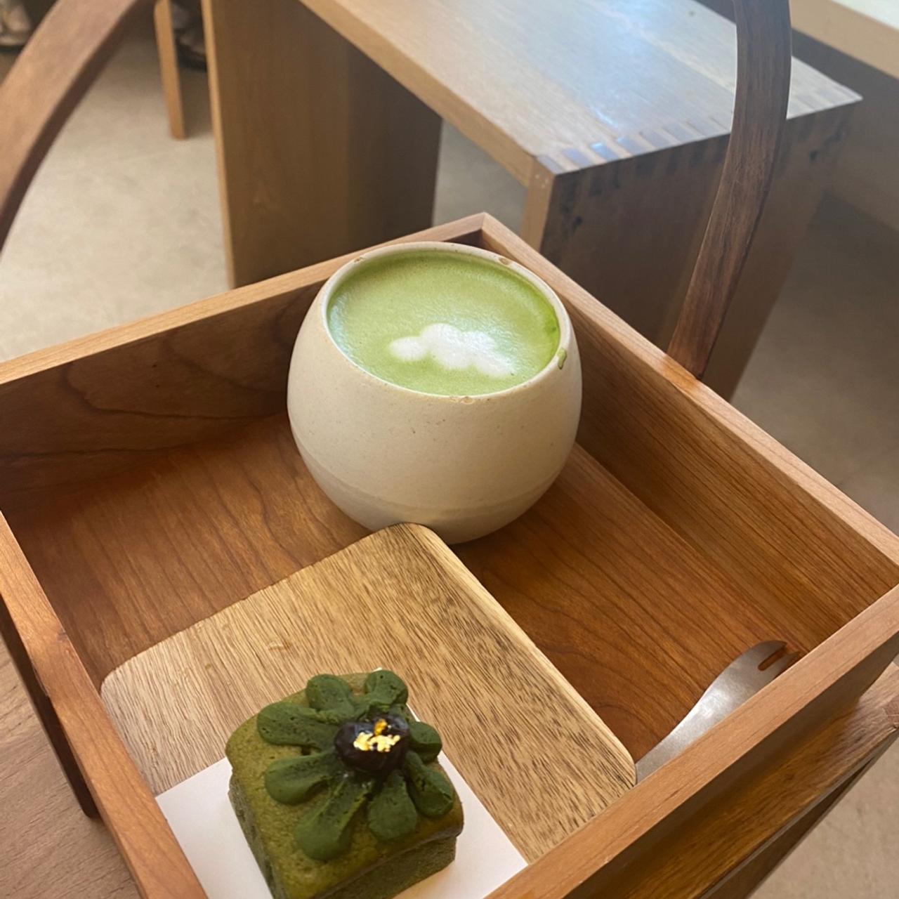 抹茶パウンドケーキセット(雲ノ茶 KUMONOCHA 清水三年坂店)の口コミ一覧 | おいしい！が増えるグルメアプリ「SARAH」