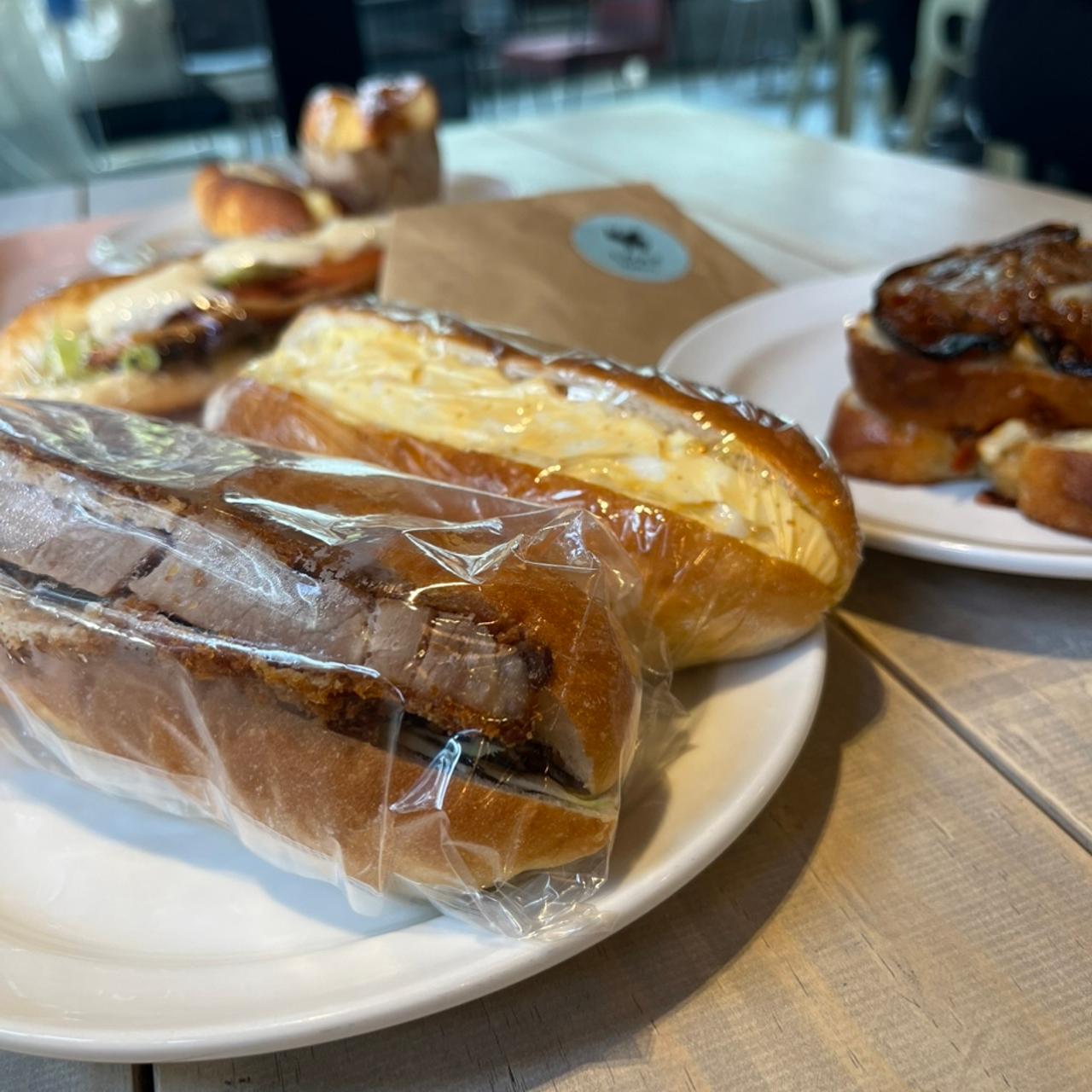 カツサンド他(The LOAF Cafe)の口コミ一覧 | おいしい！が増えるグルメアプリ「SARAH」