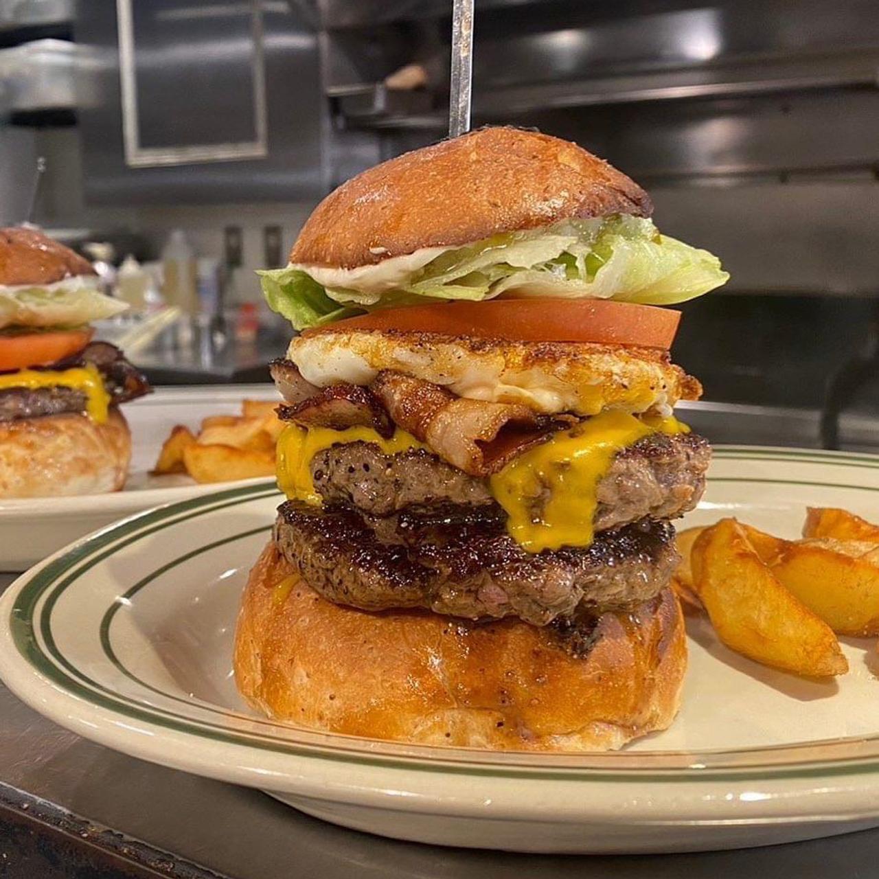 ベーコンエッグチーズバーガー パテトッピング(マンチズ バーガー シャック （MUNCH'S BURGER SHACK）)の口コミ一覧 ...