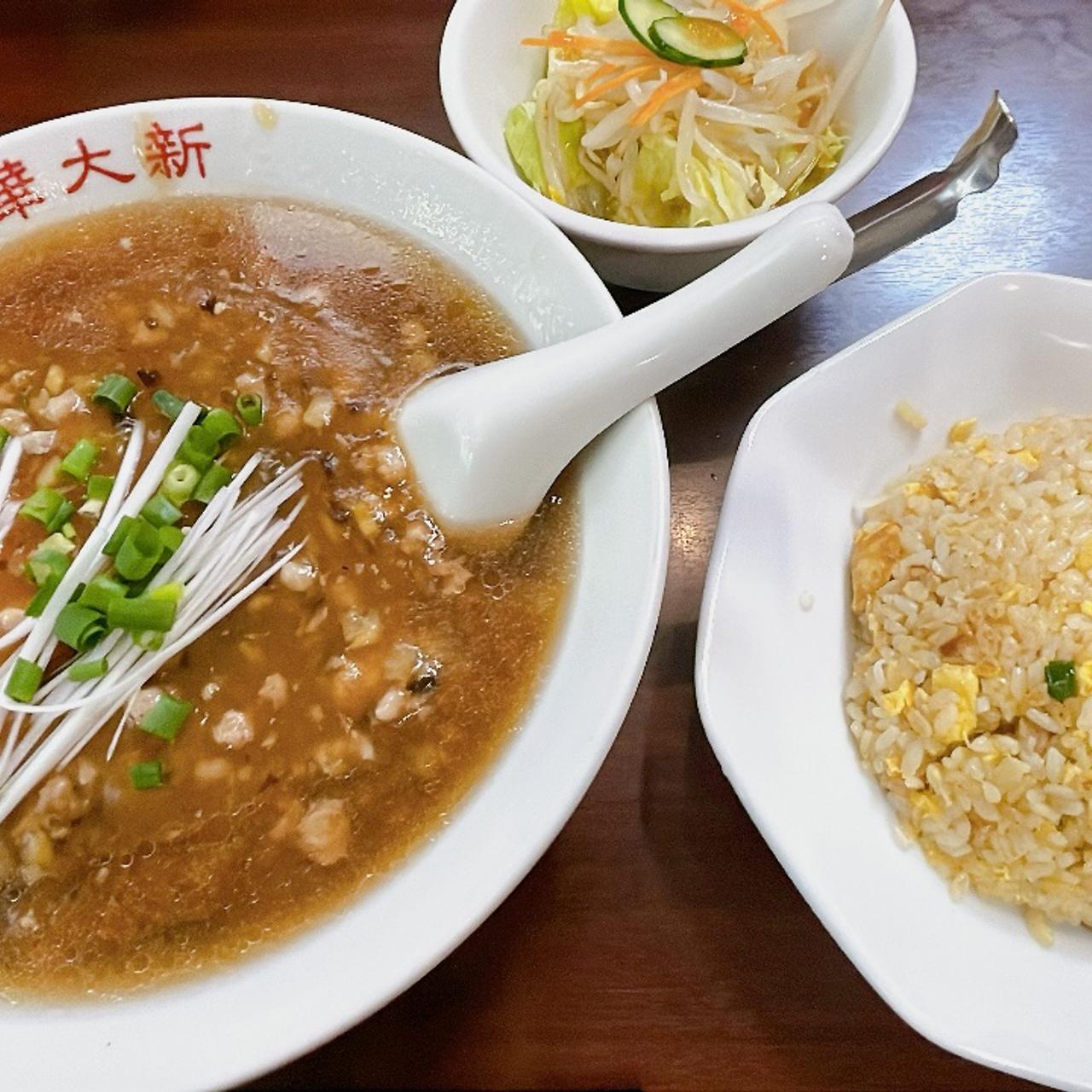 大新ラーメン＋半チャーハン（スープなし）(中華大新 )の口コミ一覧 | おいしい！が増えるグルメアプリ「SARAH」