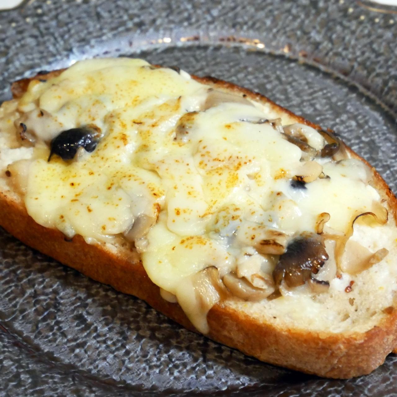 3種きのこのタルティーヌ(TRUFFLE mini ecute EDITION（トリュフミニエキュートエディション） 有楽町店)の口コミ一覧 | おいしい！が増えるグルメアプリ「SARAH」